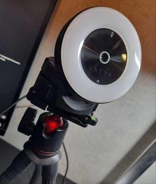 Вебкамера Razer Kiyo (4 Мп, FullHD) + штатив
