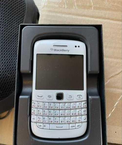 Телефон BlackBerry 9790 рст