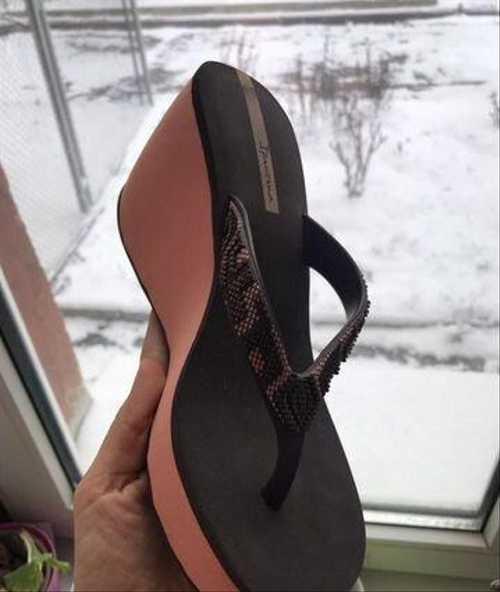 Шлепанцы ipanema