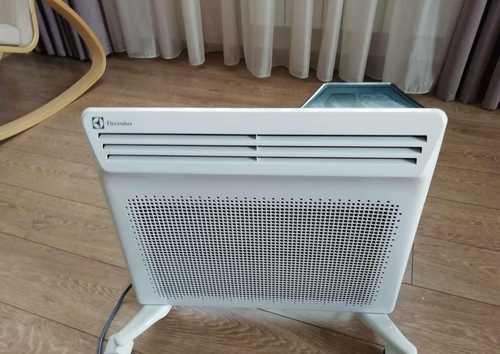 Конвектор Electrolux EIH/AG2-1000 E