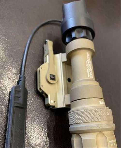 Продам тактический фонарь Surefire M952V