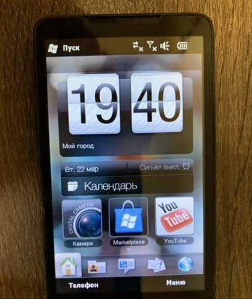 Телефон HTC HD2