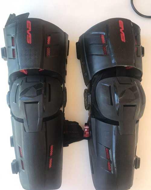 Evs rs9 knee brace