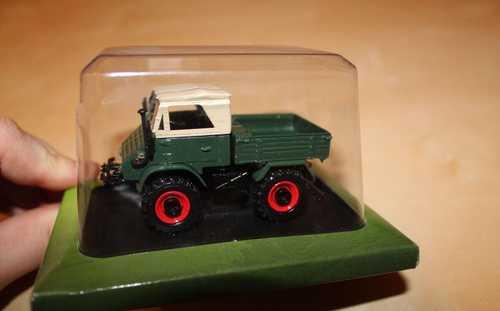 Mercedes-Benz Unimog Унимог 1972. 1/43