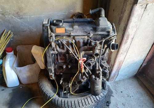 Двигатель VW Passat (B3) 1988-1993 1.8 AAM