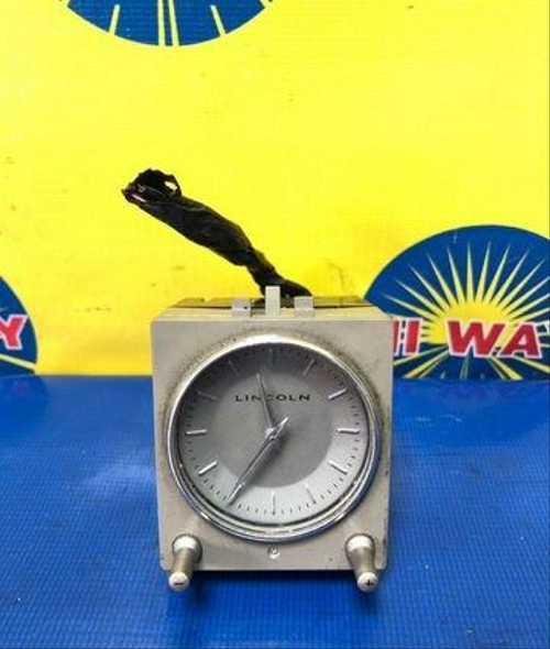 Часы Lincoln Navigator U228 6L7Z-6007-A 2006