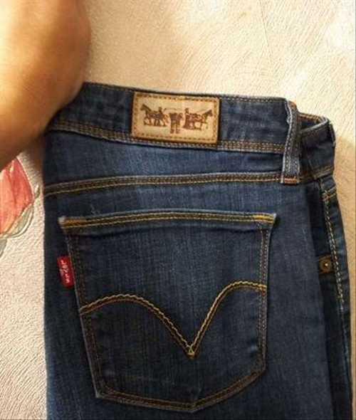 Джинсы levis