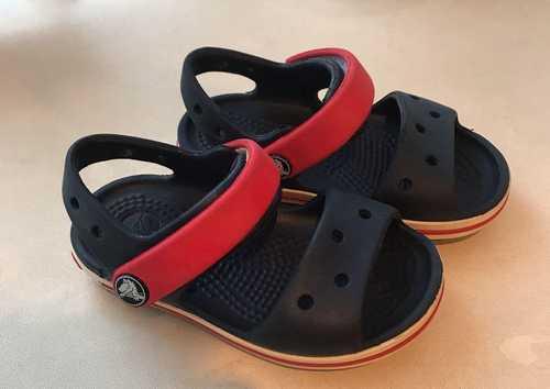Сандалии Crocs