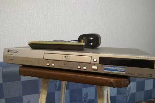 DVD player Pioneer DV-355