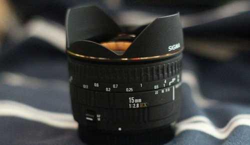 Sigma AF 15mm f/2.8 EX fisheye