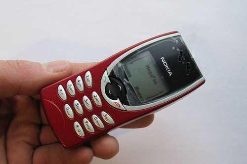 Nokia 8210