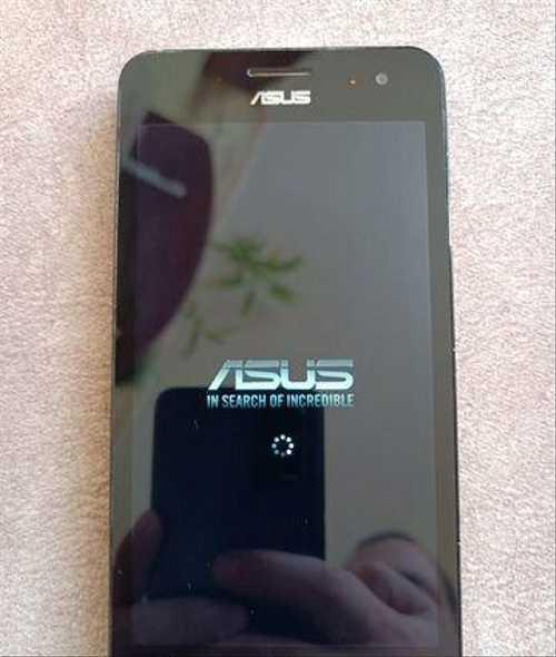 Телефон Asus Zenfone 5 A501