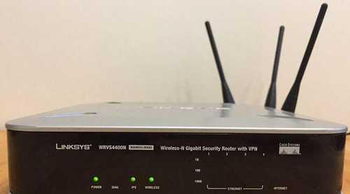 Маршрутизатор Cisco wrvs4400N