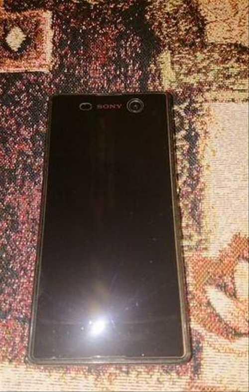 Sony Xperia M5