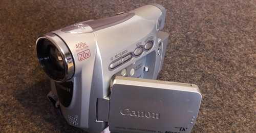 Видеокамера Canon MV800i
