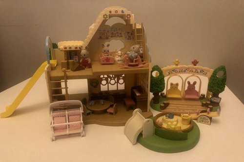 Sylvanian Families Детский сад с детской площадкой