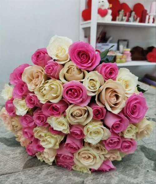 Букет 51 роза Pink + White