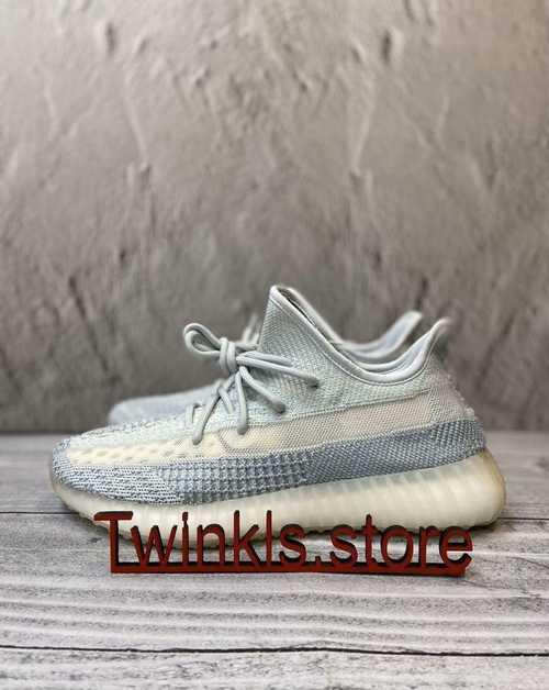 Кроссовки Adidas Yeezy Boost 350 v2 Cloud White