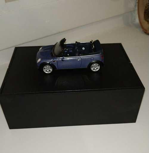 Mini Cabrio модель машины