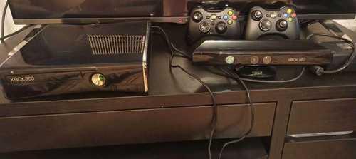 Xbox 360 slim 250gb + kinect + 2 джойстика