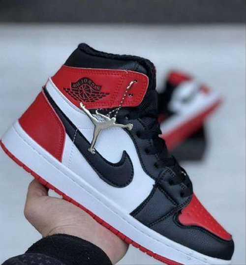 Кроссовки nike air jordan 1 retro