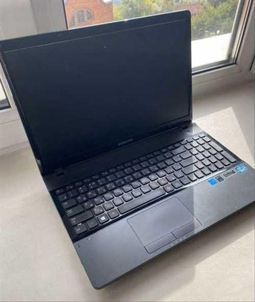 Samsung NP310E5C