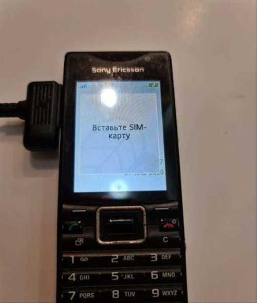 Мобильный телефон Sony Ericsson Elm