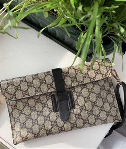 Стильный клатч в стиле Gucci с фирменным принтом