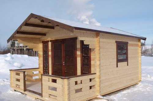 Дачный летний домик 4200x5200 мм