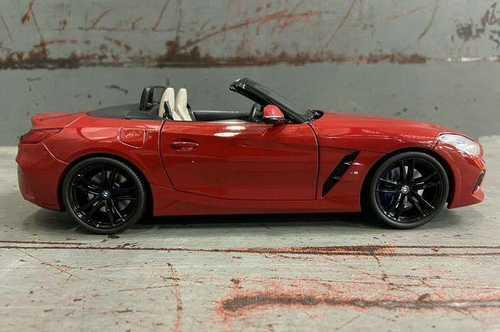 Модель 1:18 Norev, BMW Z4 Roadster