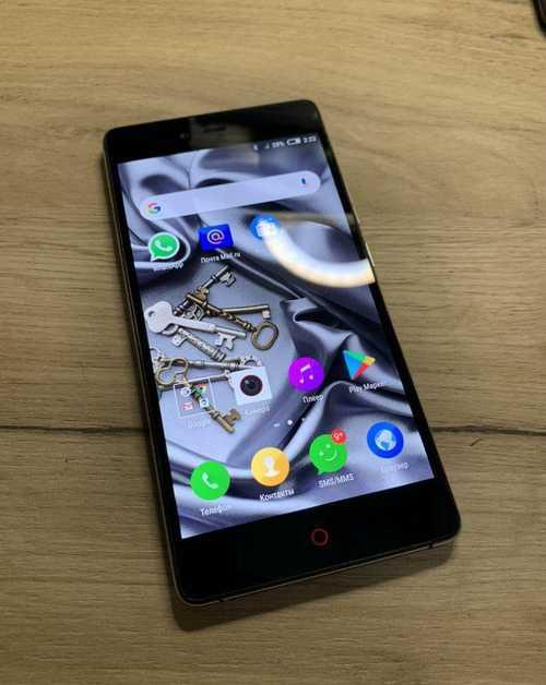 Телефон ZTE Z9 Max