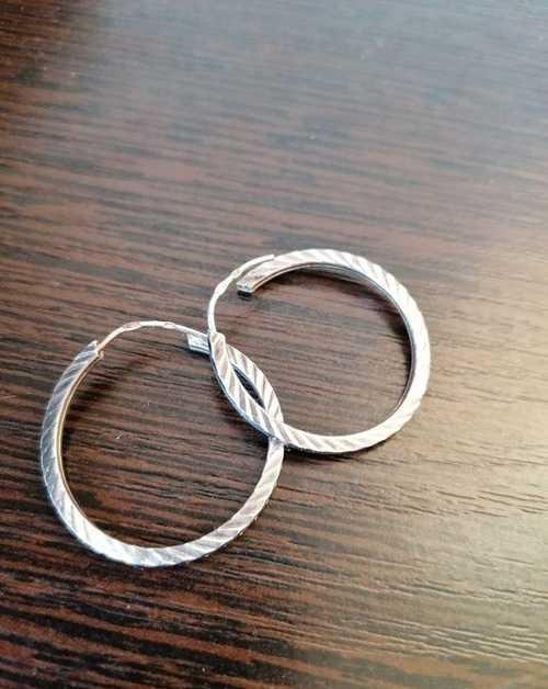 Серебряные серьги кольца, рифленные