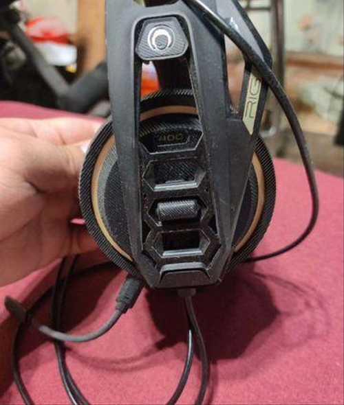 Наушники Plantronics RIG 400