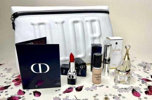 Подарочный набор косметики Dior