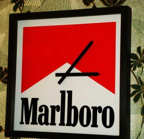 Настенные часы Marlboro 1991год