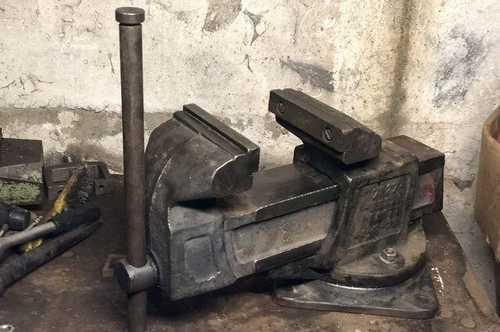 Тиски слесарные 140 мм СССР