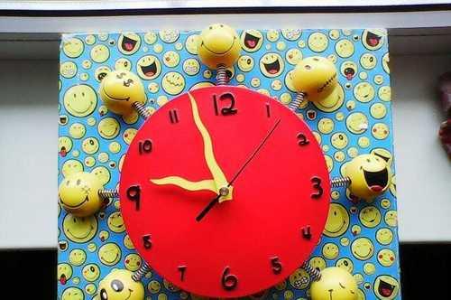 Часы настенные "Смайлики" Smiley Worid Гонконг