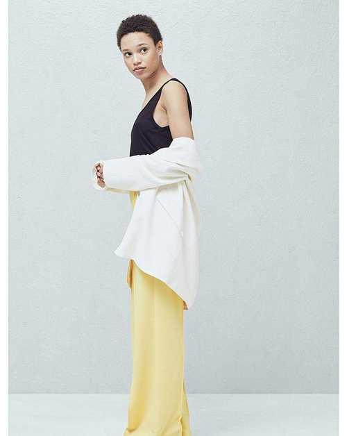 Новые брюки бренд Mango