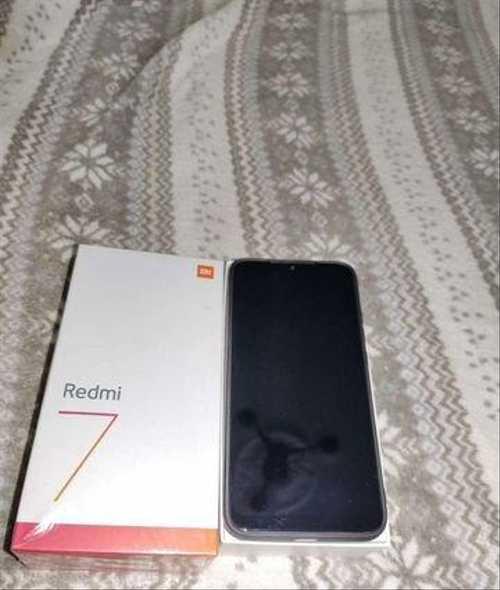 Телефон Xiaomi redmi7