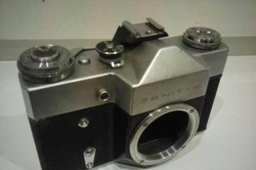 Плёночный фотоаппарат Zenit-B