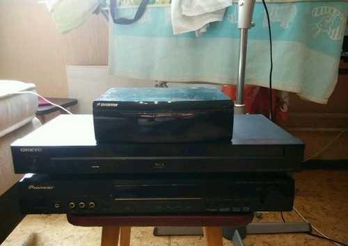 Блюрей Onkyo BD-SP309.Digma hdmp500
