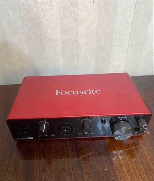 Focusrite Scarlett 4i4 3rd gen