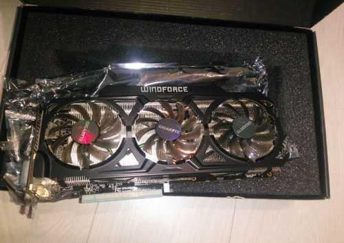 Видеокарта Radeon R9 290X gigabyte Windforce 3X