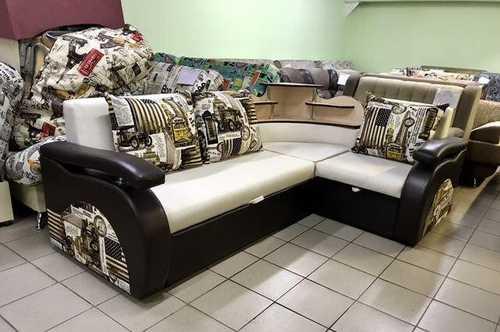 Угловой диван "Дельфин-1" с 3-мя подушками NY