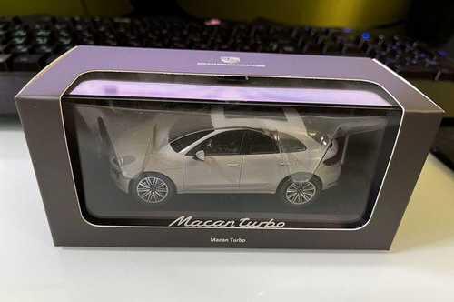 Porsche Macan Turbo 2019 1/43 Minichamps