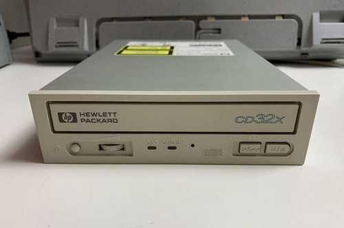 Scsi 32X CD-ROM Hewlett Packard C2807A. Рабочий