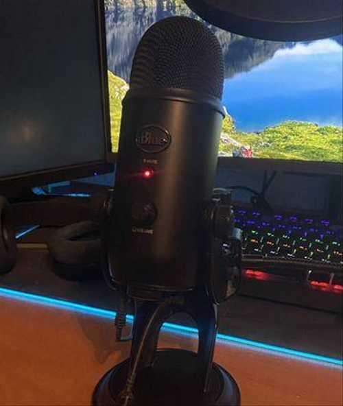 Микрафон студийный Blue Yeti Black