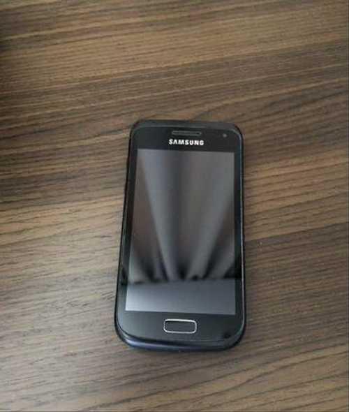 Смартфон SAMSUNG Galaxy W GT-I8150
