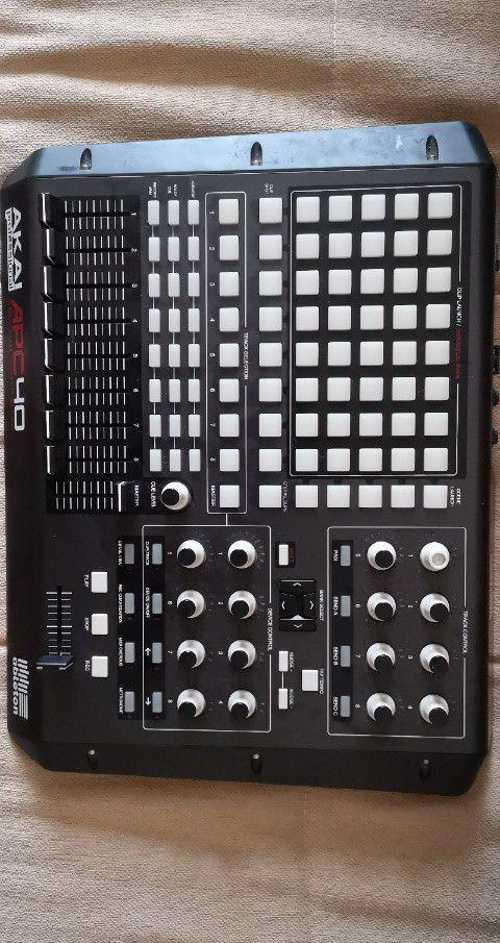 Akai APC 40