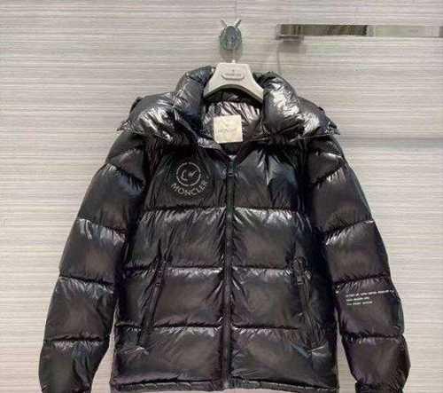 Пуховик Moncler